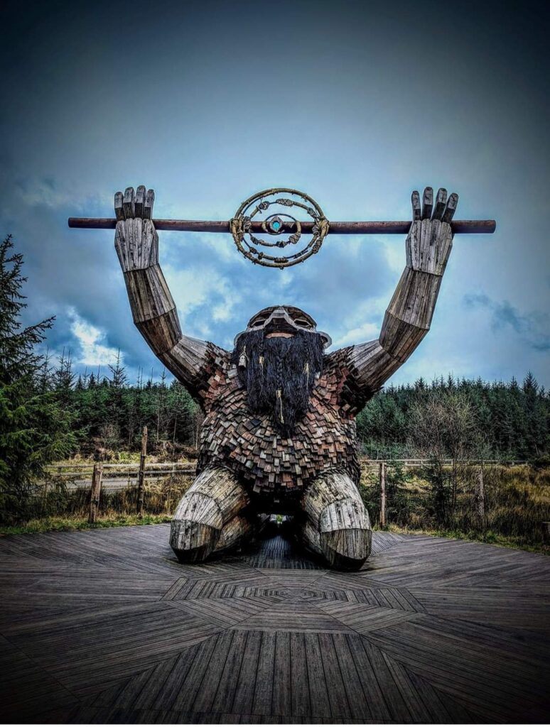 Psychological Warfare in the Lands of Giants - Wild About Ireland Tours